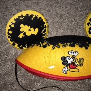 Disney | Accessories | Limited Release Extremely Rare Mickey Ears ...